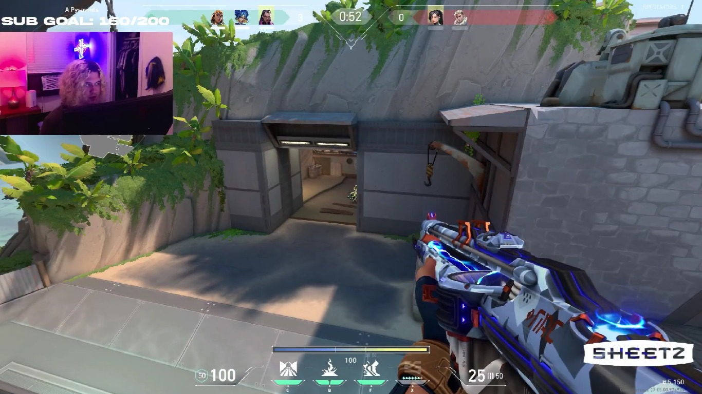 Cómo subirte a la pirámide de Breeze con Neon - TheRadiant